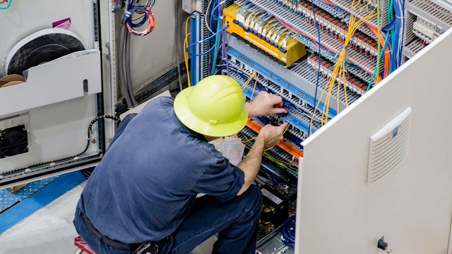 How to Choose an Electrical Firm for Residential, Commercial, and ...